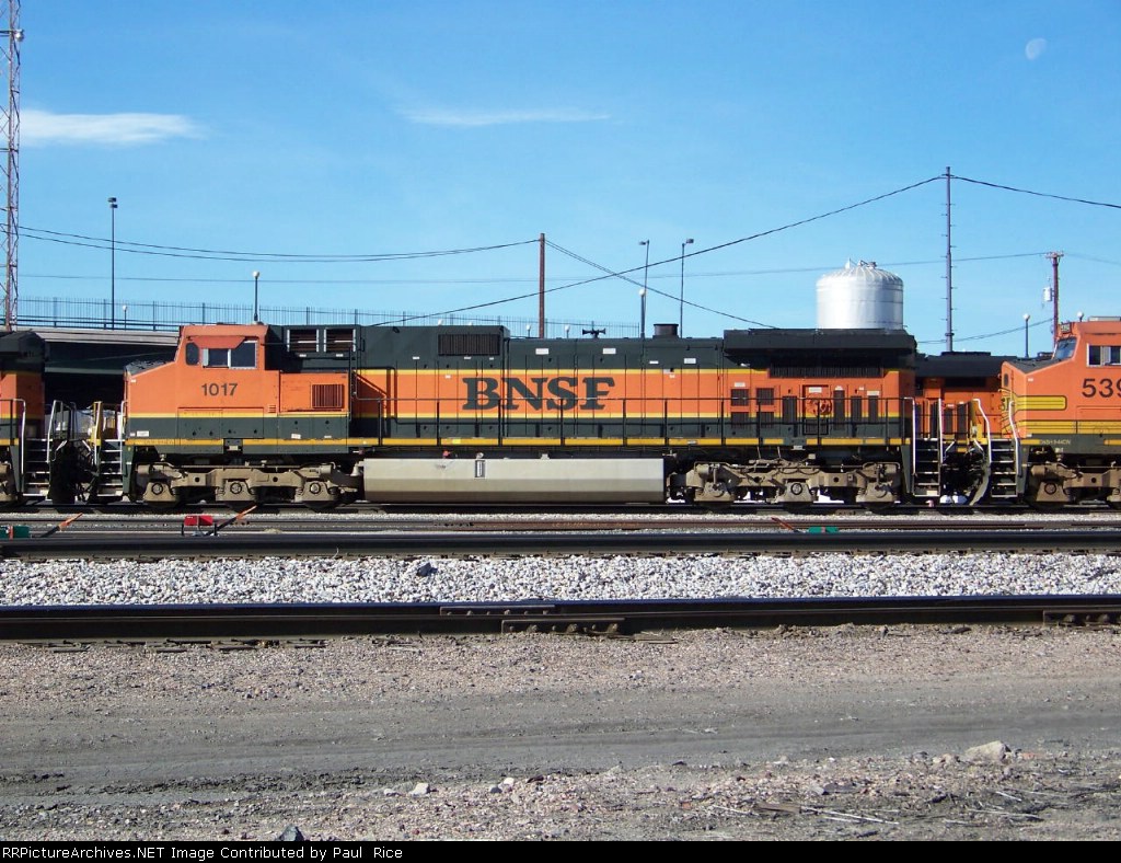 BNSF 1017